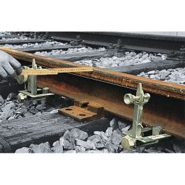 Versine Measuring Device